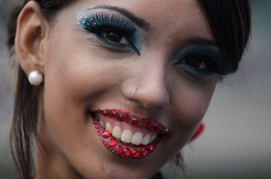 40 PHOTOS From The Nudest and Wildest Street Parties In The World [LOOK ...