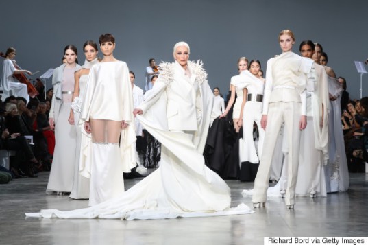 Meet The 83-Year-Old Supermodel, Carmen Dell'Orefice, Who Still Stuns ...