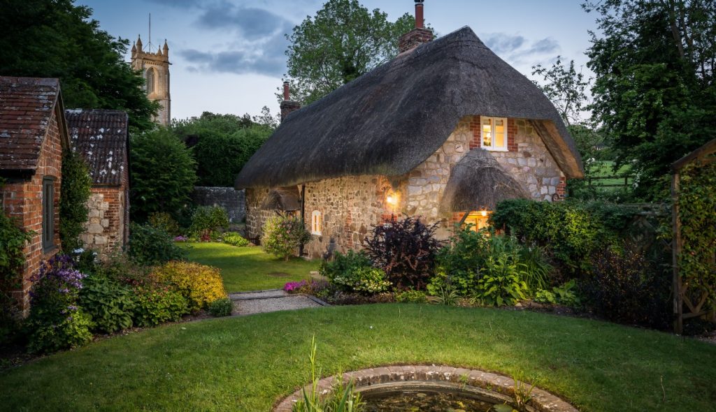 The Best Luxury Cottages In The World - The Trent