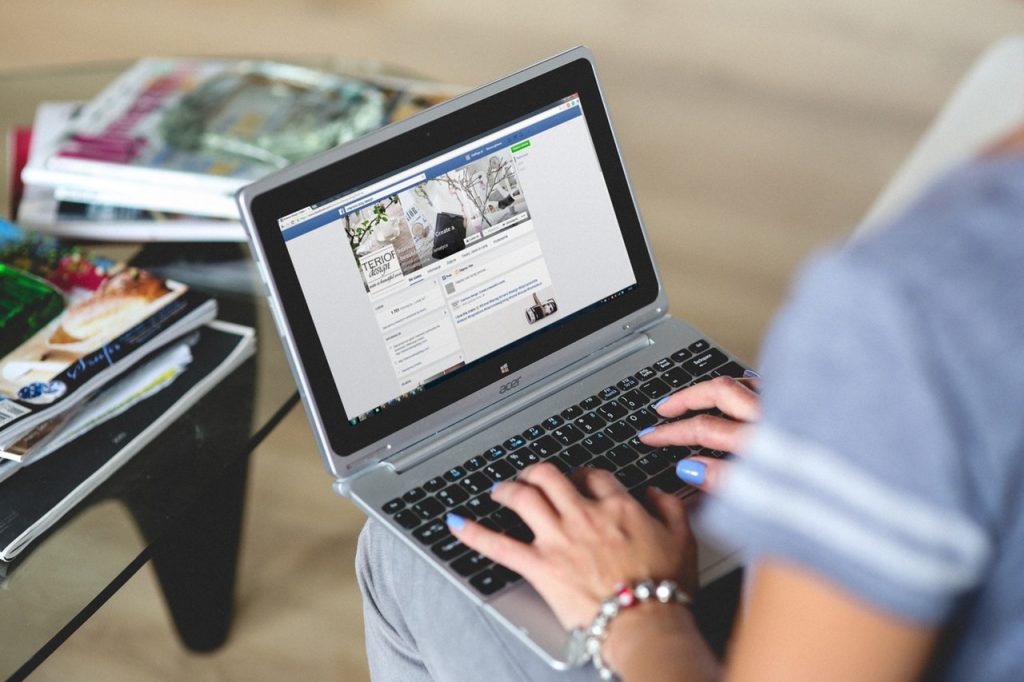 20 Definitive Rules for Staying Safe Online - The Trent