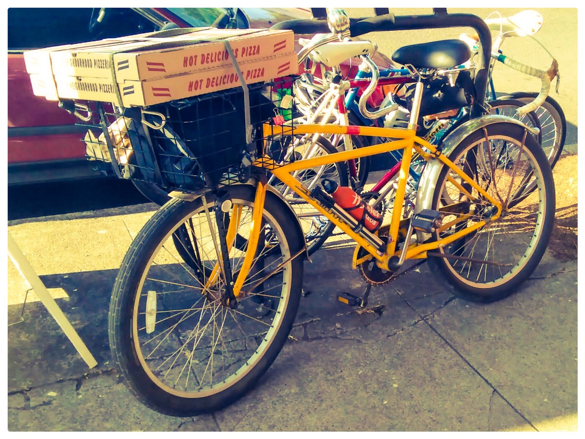 pizza delivery business pizza-delivery-man-tip - The Trent