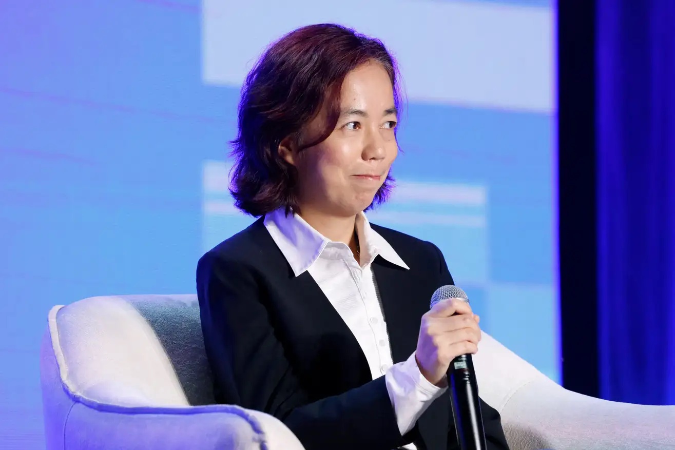 Fei-Fei Li, Godmother of AI, Raises $230 Million for Her Startup, World ...
